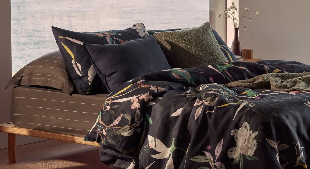 Learn How to Style Patterned Bedding, With These 3 Tips