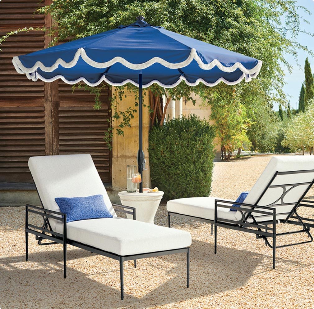 Patio Umbrella Buying Guide | Frontgate