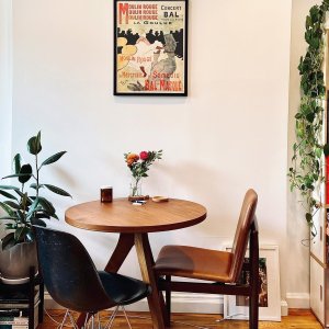 Tripod bistro table store
