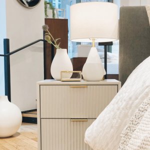 Quinn Closed 2 Drawer Nightstand 21 West Elm