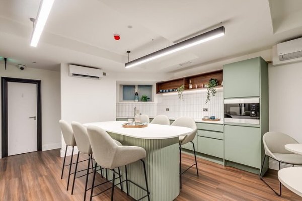 Clerkenwell Super Matt Reed Green Kitchen | Kitchens | Howdens