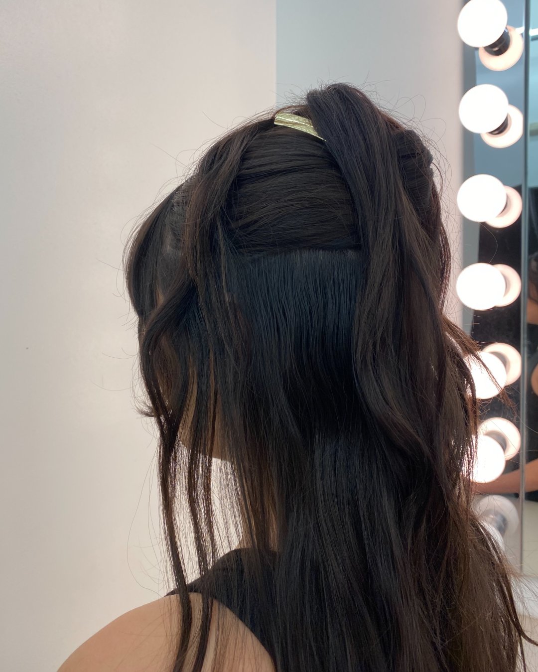 Influencer-Approved Claw Clip Hairstyles To Try ASAP - Lulus.com ...