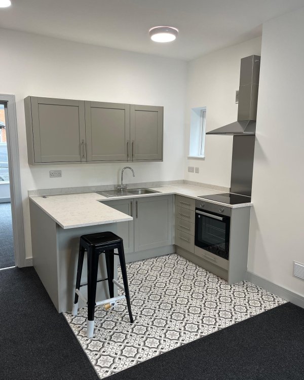 Witney Pebble Kitchen | Fitted Kitchens | Kitchens | Howdens