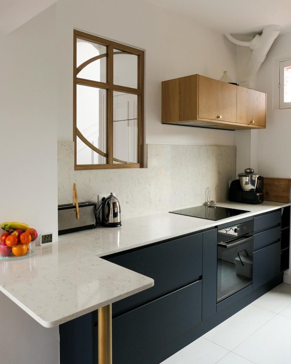 Clerkenwell Super Matt Navy Kitchen | Howdens