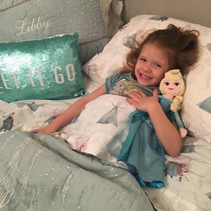 frozen bedding ackermans