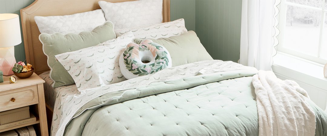 Pottery Barn Teen Bedding